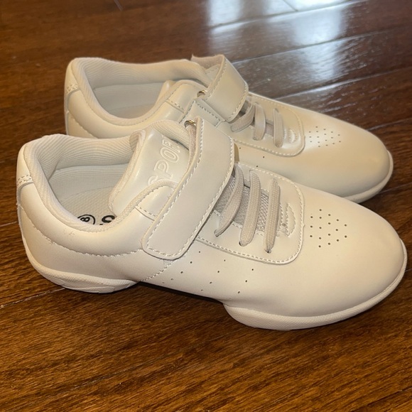 Shoes | New Never Worn Girls Cheerleading Shoes Sneakers Size 28 | Poshmark